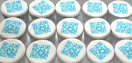 Logo Cupcakes with your brand printed | Caketoppers